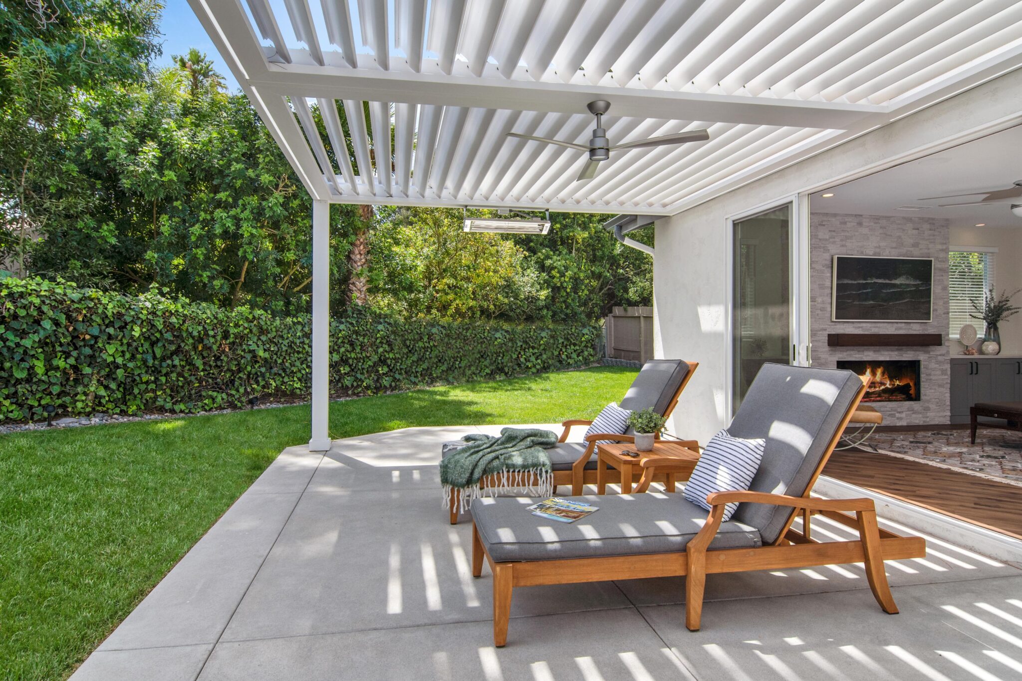 Choosing the perfect pergola color for your outdoor space - NW Natural ...
